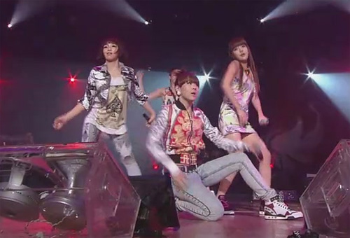 온라인 차트 1위, 역시 '2NE1' 이다! | bnt뉴스