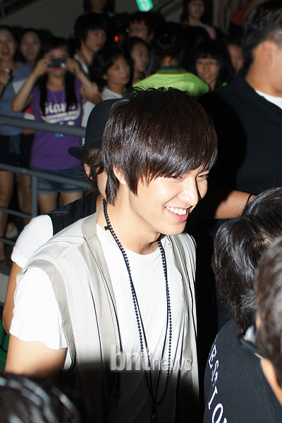 [포토] SS501 콘서트장에 '꽃남 이민호가 떴다!' | bnt뉴스