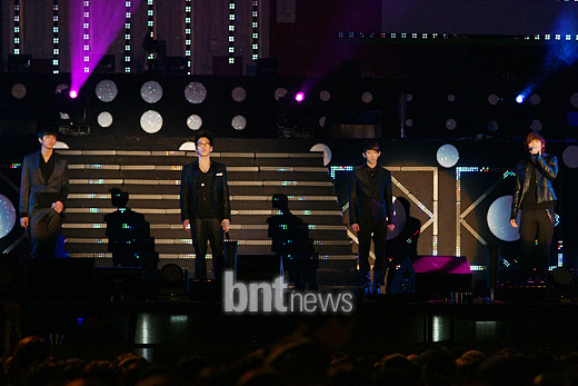 [bnt포토] 2AM '데뷔 후 첫 드림콘서트 무대 올라' | bnt뉴스