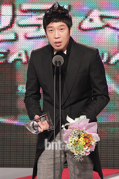 [bnt포토] MC몽 "1박2일 감독님들 항상 감사합니다" | bnt뉴스