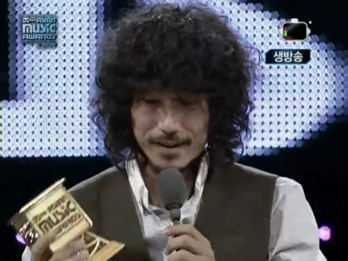 2009 'MAMA', 드렁큰타이거 남자가수상 수상 “윤미래 사랑해” | bnt뉴스