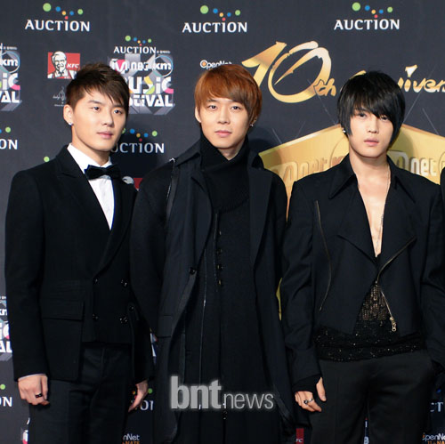 동방신기 3인, MAMA 출연 '향후 SM과는?' | bnt뉴스