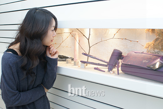 [bnt포토] 조수아 "B2y의 제품은 패키지도 예뻐요" | bnt뉴스