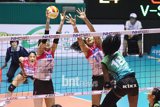 [포토] GS칼텍스 데스티니 '오늘은 내가 주인공' | bnt뉴스