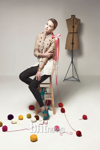 스위트숲, 2010 S/S 페미닌 레더 룩 선봬 | bnt뉴스