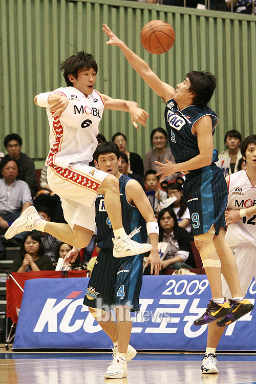 [포토] 날라다니네~ | bnt뉴스