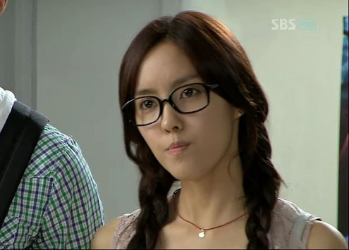 남심 울리는 ‘여친구’ 속 3색 여배우 스타일 | bnt뉴스