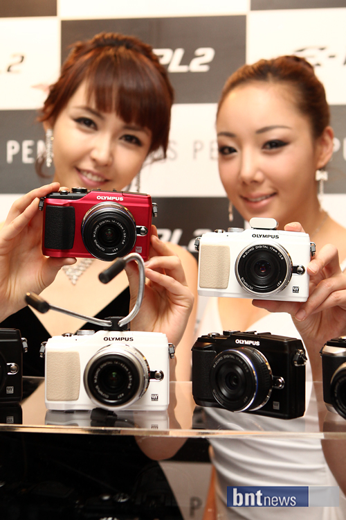 [포토] 올림푸스 PEN E-PL2 '더욱 강력해진 PEN 만나보세요~' | bnt뉴스