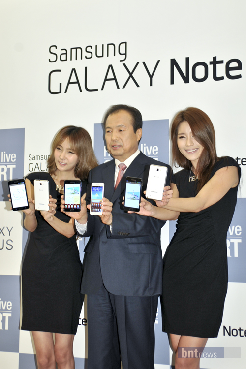 [포토] 삼성 갤럭시 탭 8.9 LTE, 국내 최초 LTE 태블릿 | bnt뉴스