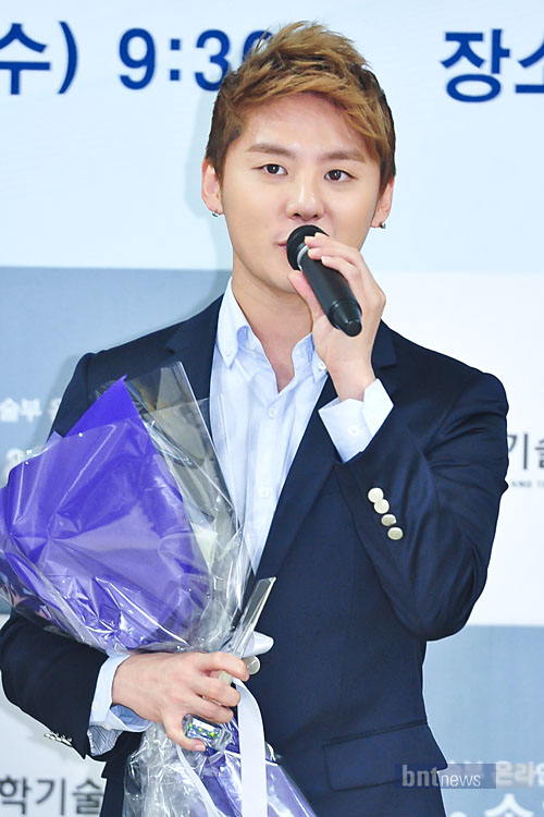 [포토] '교과부 온라인 홍보대사' JYJ 김준수 '홍보대사로 뜁니다!' | bnt뉴스