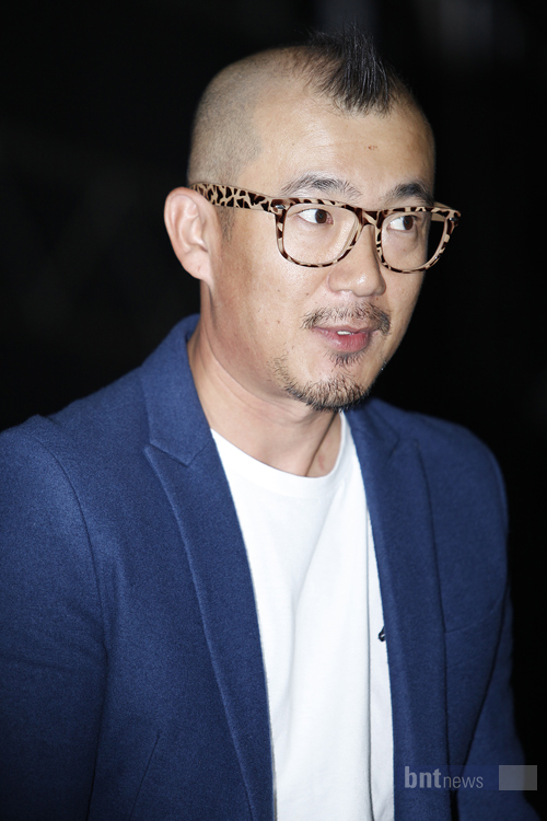 [포토] DJ. DOC 이하늘, 여유 있는 모습 | bnt뉴스