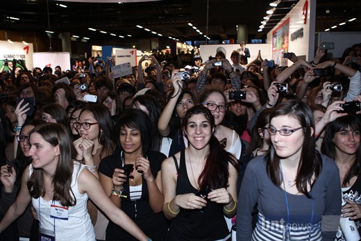 [포토] 'KBEE 2011' 파리 지금 시크릿앓이 중! | bnt뉴스