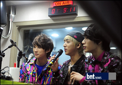 [포토] B1A4 '새해에도 심심타파와 함께' | bnt뉴스