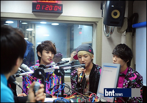 [포토] B1A4 '새해에도 심심타파와 함께' | bnt뉴스