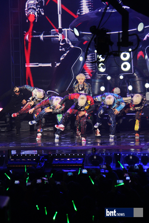 [포토] 딱 떨어지는 군무, 우리가 바로 무서운 신인 ‘B.A.P’ | bnt뉴스