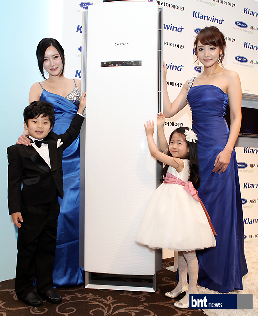 [포토] '붕어빵' 이믿음-박민하, 에어컨 모델로 발박 | bnt뉴스