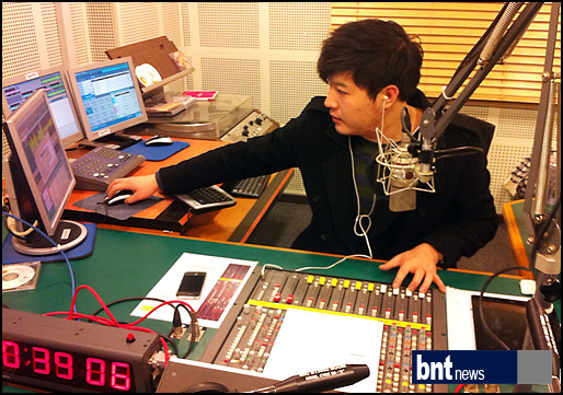 신동, 'MBC 총파업' 여파로 DJ에서 PD까지 | bnt뉴스