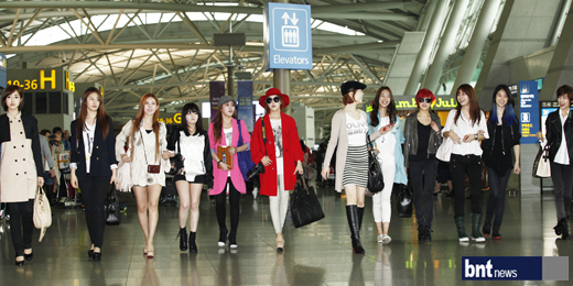 [bnt포토] 티아라-신인 걸그룹 '8박 9일 유럽여행 기대되요' | bnt뉴스