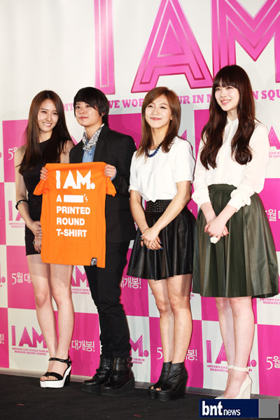 [bnt포토] I AM 쇼케이스, 에프엑스 '상큼하게 포토타임' | bnt뉴스