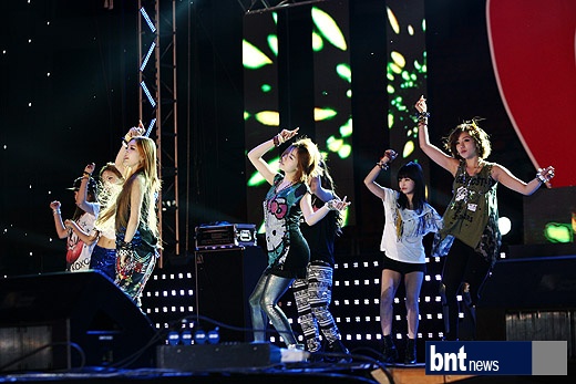 [bnt포토] 티아라, 한류돌의 열정 넘치는 무대란 이런 것 | bnt뉴스