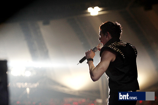 [bnt포토] '드림콘서트' 2PM 닉쿤, 팬들 환호 속 열창~ | bnt뉴스