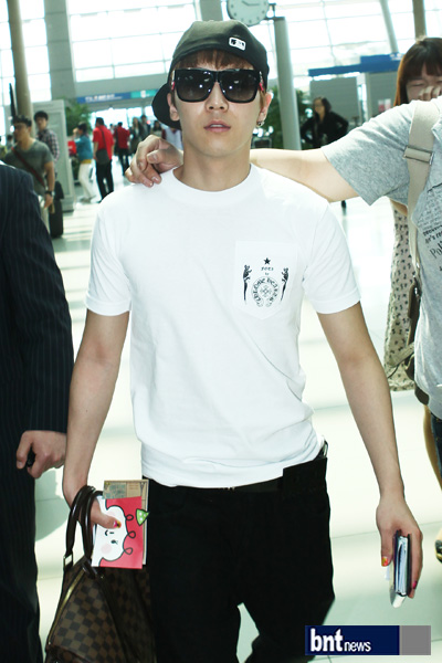 [bnt포토] FT 아일랜드, 이홍기 '털털한 평상복패션' | bnt뉴스