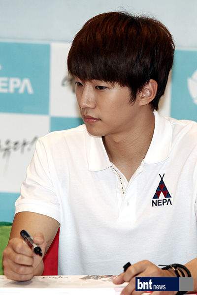 [bnt포토] 2PM 준호, 시선 끄는 옆모습~ | bnt뉴스