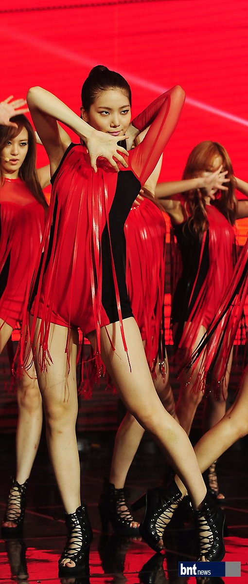 [bnt포토] 애프터스쿨 가은, 손톱관리가 필요한 안무 | bnt뉴스