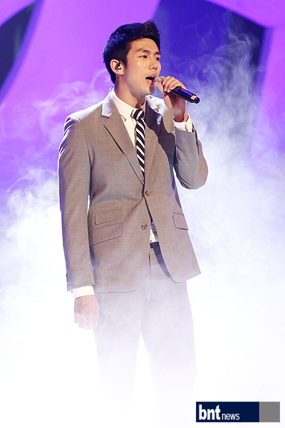 [bnt포토] 2AM 슬옹, 환상적인 발라드 무대~ | bnt뉴스