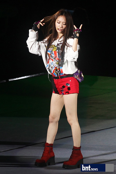 [bnt포토] 에프엑스 크리스탈 '섹시함 폭발샷' | bnt뉴스