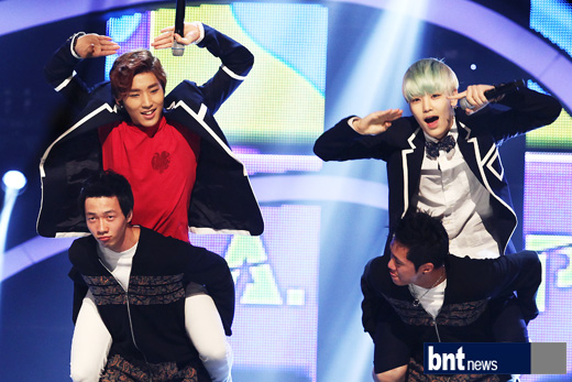 [bnt포토] BAP 종업-젤로 '팬들 녹이는 귀여움' | bnt뉴스