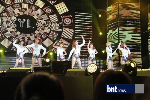 [bnt포토] 티아라, 소름돋는 섹시로봇 안무(K-POP 환경콘서트) | bnt뉴스