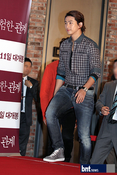 [bnt포토] 2PM 택연, 입장부터 카리스마 존재감~ | bnt뉴스