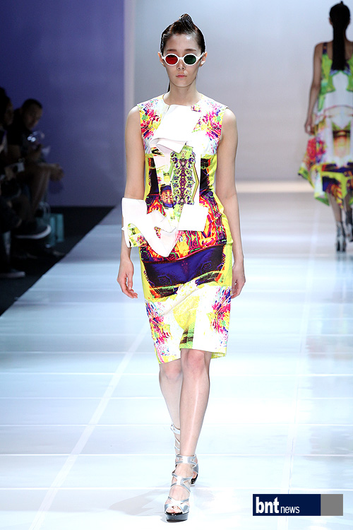 [bnt포토] 패션쇼에서도 3D 프린트가 '3D 녹적 안경 끼고 보세요~' | bnt뉴스