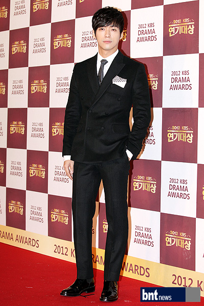 [bnt포토] 남궁민, 그 남자의 시크한 포토타임 (KBS연기대상) | bnt뉴스