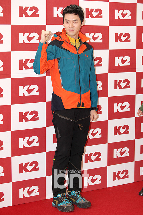 [bnt포토] 현빈, 해병 군필자의 늠름한 포토타임~ | bnt뉴스