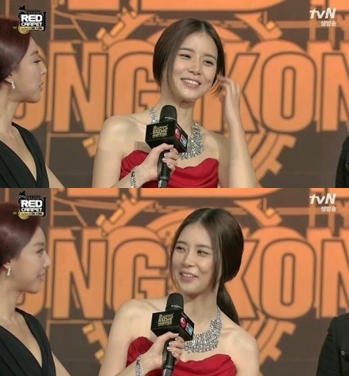 ‘2013 MAMA’ 센스 넘치는 새신부 이보영, 지성 행방 묻자… ‘폭소’ | bnt뉴스