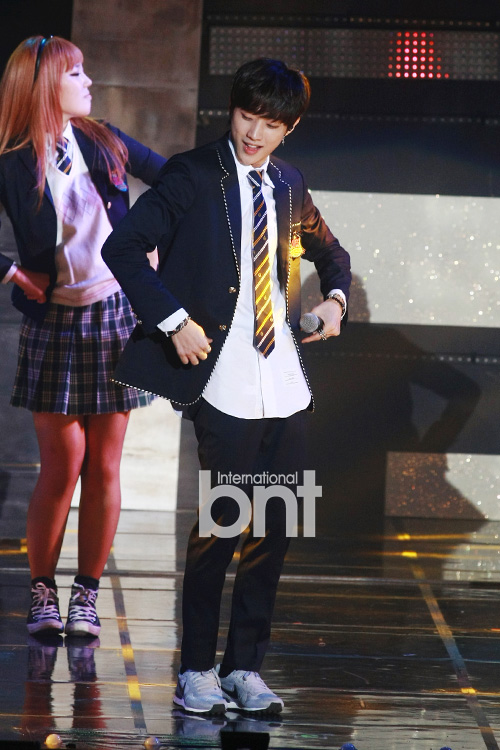 [bnt포토] B1A4 진영, 女心 흔드는 '수줍댄스' | bnt뉴스