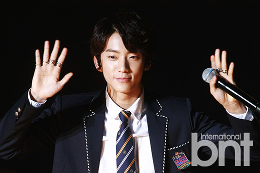 [bnt포토] B1A4 공찬 '팬 여러분, 반가워요' | bnt뉴스