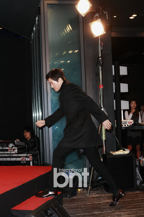 [bnt포토] 유지태 '성큼성큼' | bnt뉴스