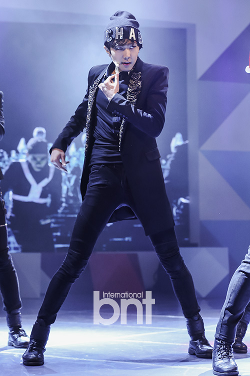 [bnt포토] JJCC 이코, 강렬한 눈빛 | bnt뉴스