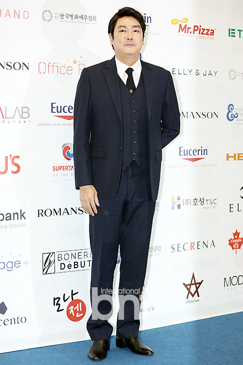 [bnt포토] 조진웅, 그 남자의 시크한 포토타임 (스타의 밤) | bnt뉴스