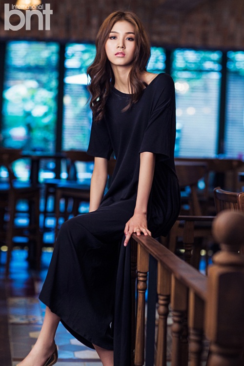 [bnt화보] 모델 엄예진 “178cm 큰 키로 인해 농구선수로 오해 받은 적 있어” | bnt뉴스