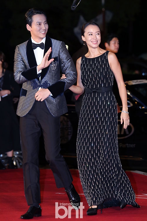 [20th BIFF] 레드카펫 위 남자 스타들의 수트 패션 분석 | bnt뉴스