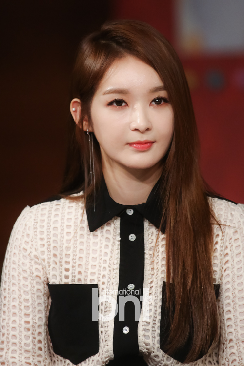 [bnt포토] 강민경 '여배우의 미모란' | bnt뉴스