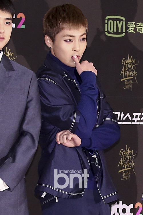 [bnt포토] 엑소 시우민 '상남자 포즈' (2016 골든디스크) | bnt뉴스