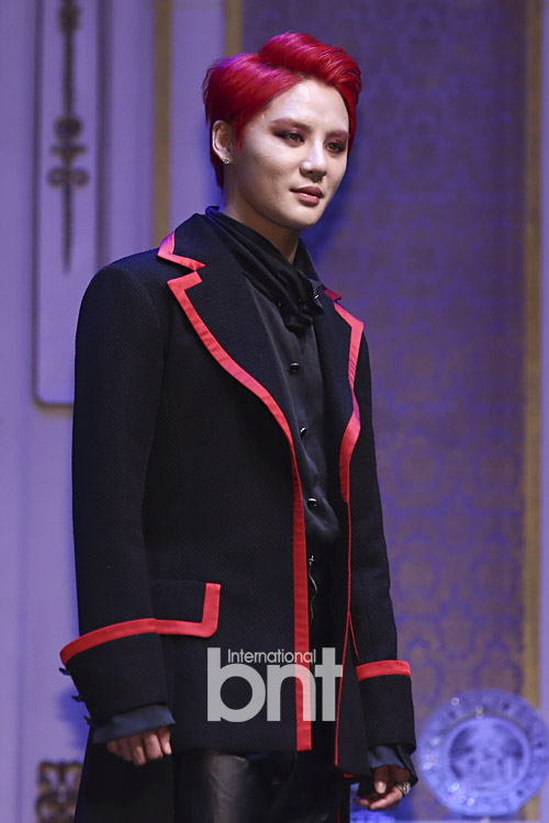 [bnt포토] JYJ 김준수 '치명적인 매력' (드라큘라) | bnt뉴스