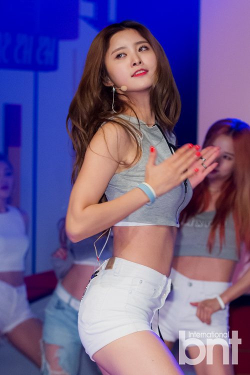 [bnt포토s] '막내의 반란?' EXID 정화 '그동안 어떻게 참았니?' | bnt뉴스