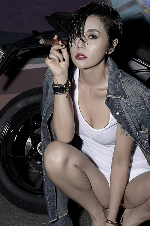 [bnt화보] DJ 춘자 “평소 일정 제외하고는 눈뜨면 바로 연습실 가” | bnt뉴스