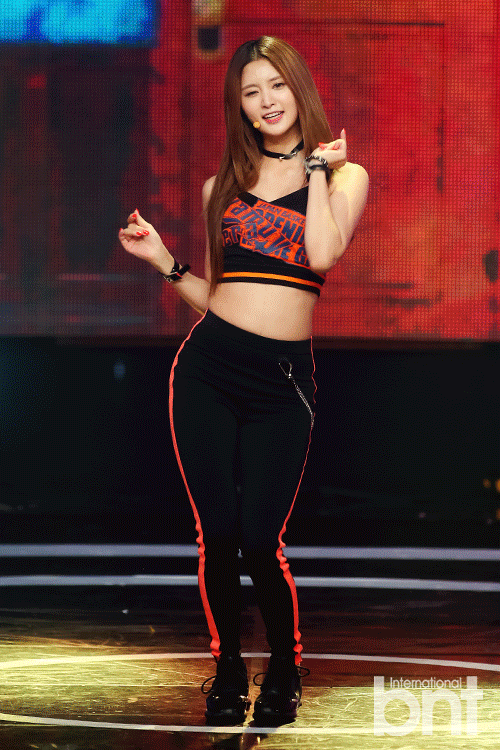 [bnt움짤] EXID 정화 '유연해서 더 섹시한 몸놀림' | bnt뉴스